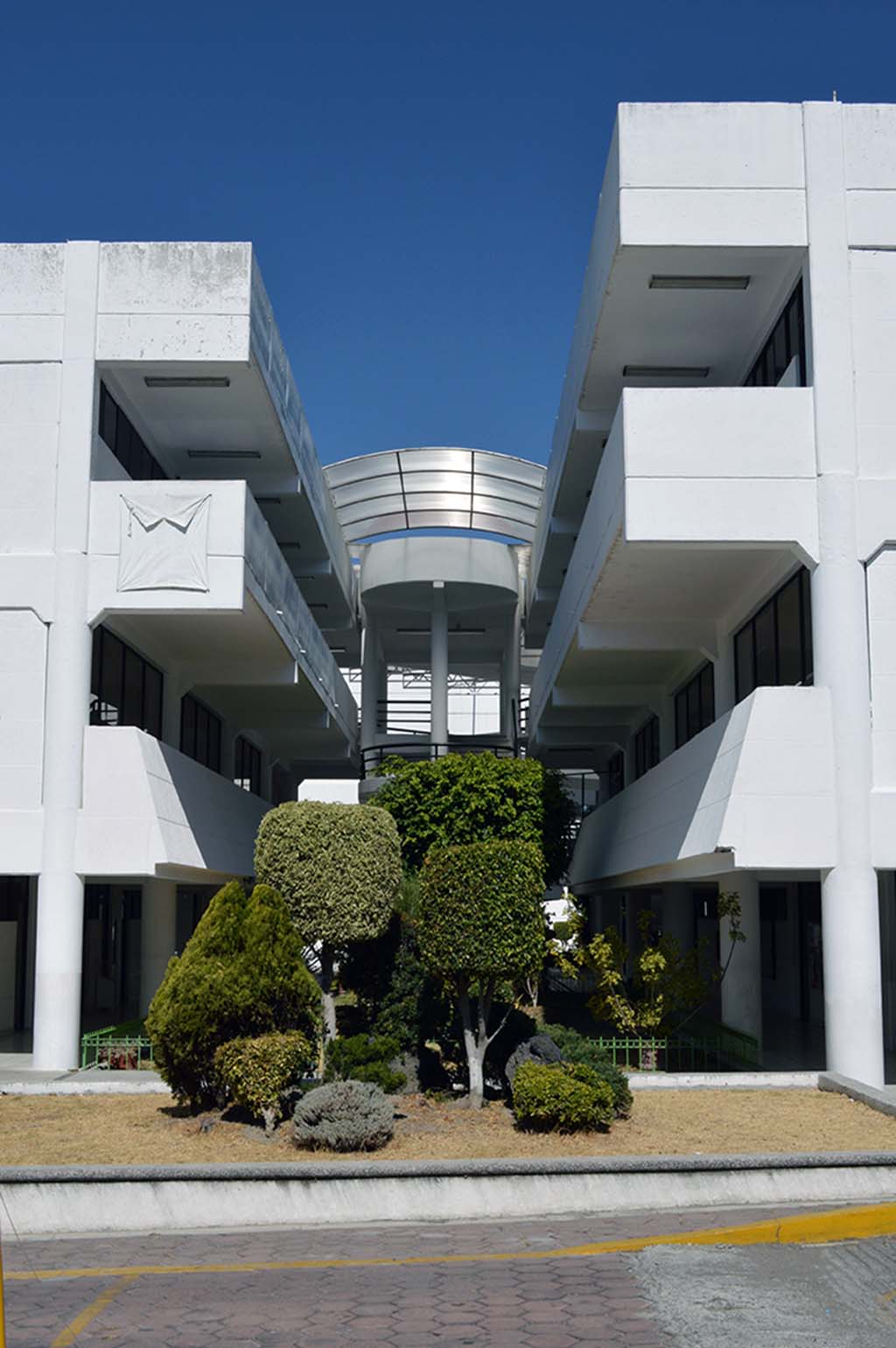 Instalaciones | FCFM-BUAP